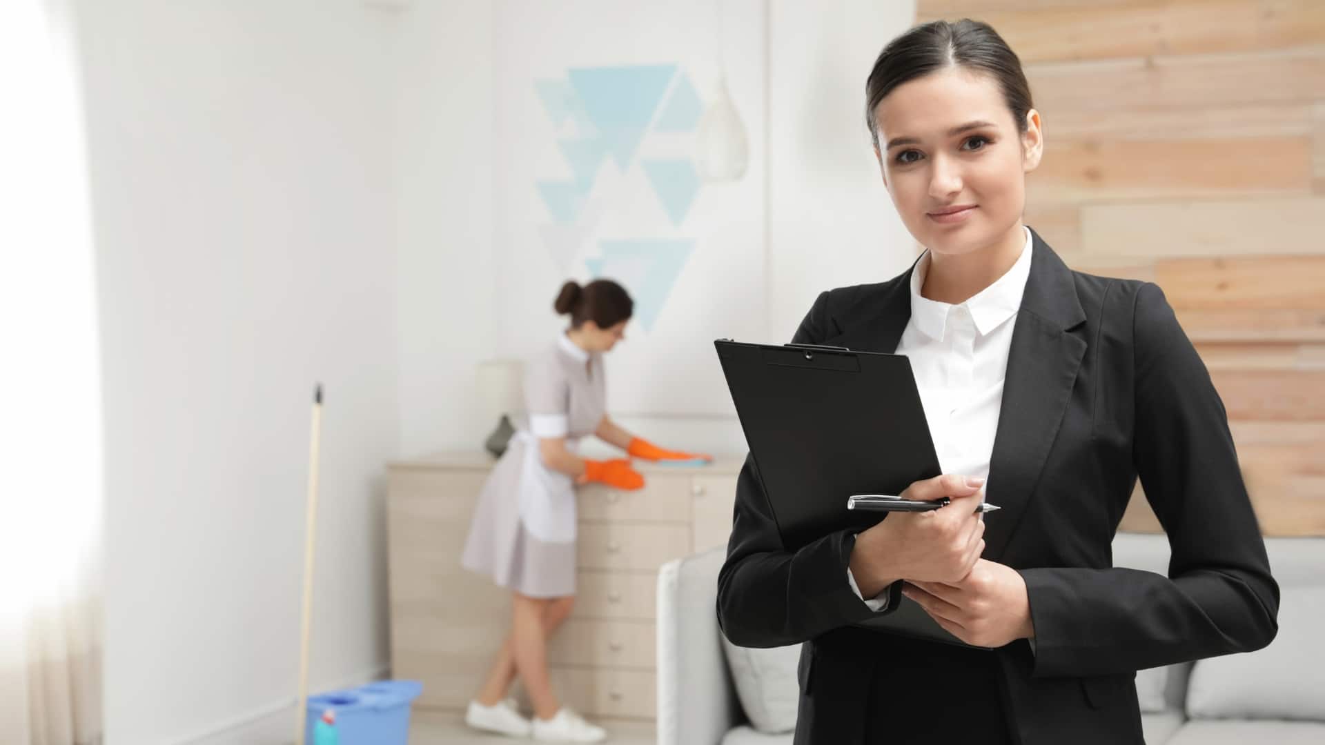 Apa Itu Service Charge dan Bagaimana Cara Kerjanya?